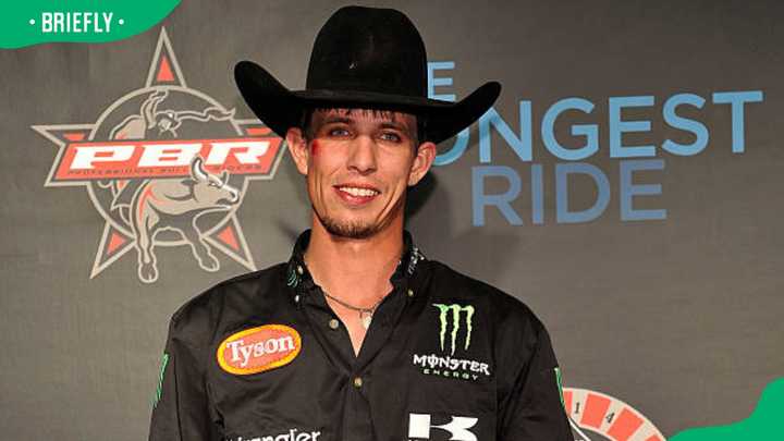 J.B. Mauney's net worth: how much has the bull riding star made ...