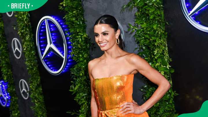 Hayley Erbert's age, family, parents, height, wedding, profiles and ...