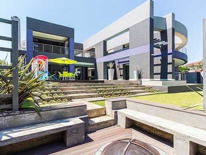 Top 12 beautiful houses in South Africa: pictures, location, prices ...