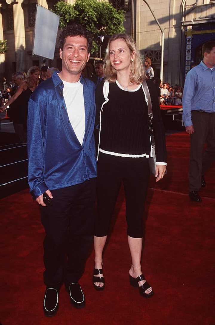 Who is Howie Mandel's wife? Age, children, religion, career, profiles ...
